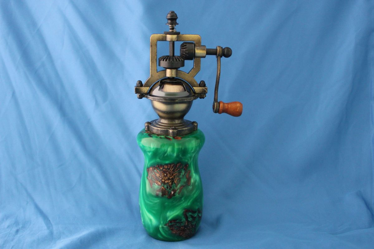 Custom Peppermill - Green Pinecones